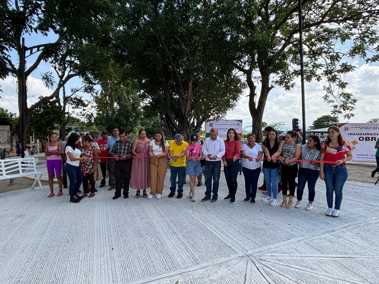 Tiene nuevo parque la comunidad de Santa Ana - El Portal Noticias